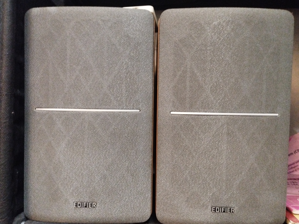 Buy Used 'Edifier R1280T Speaker Pair' Online | Bajaao Used Gear