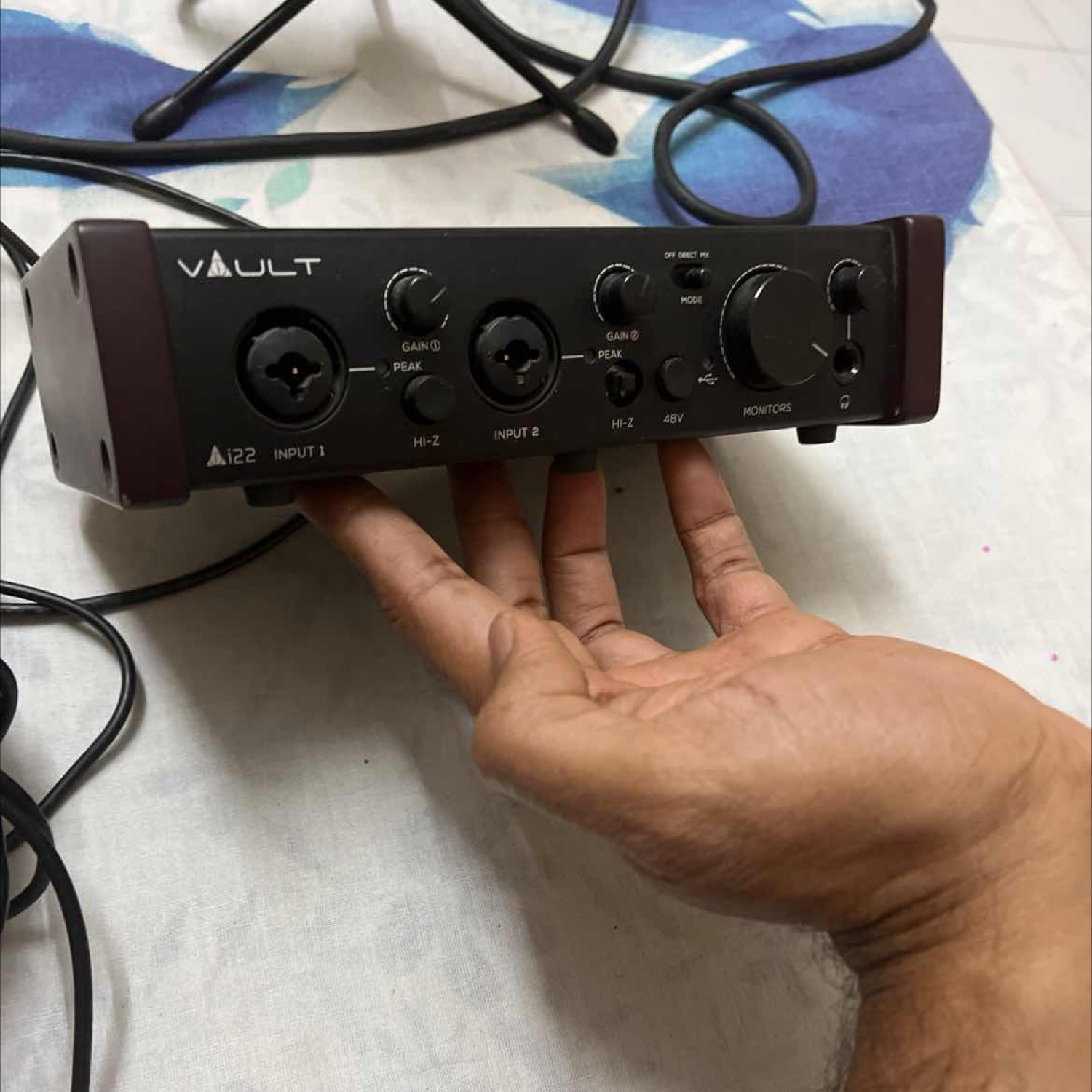 Buy Used 'Vault Ai22 Audio Interface' Online | Bajaao Used Gear